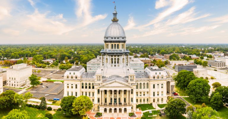 Medill launches new program to cover Illinois Government – Medill Magazine